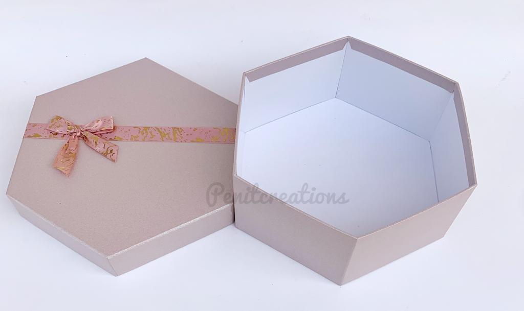 Hexagonal box - Penitcreations